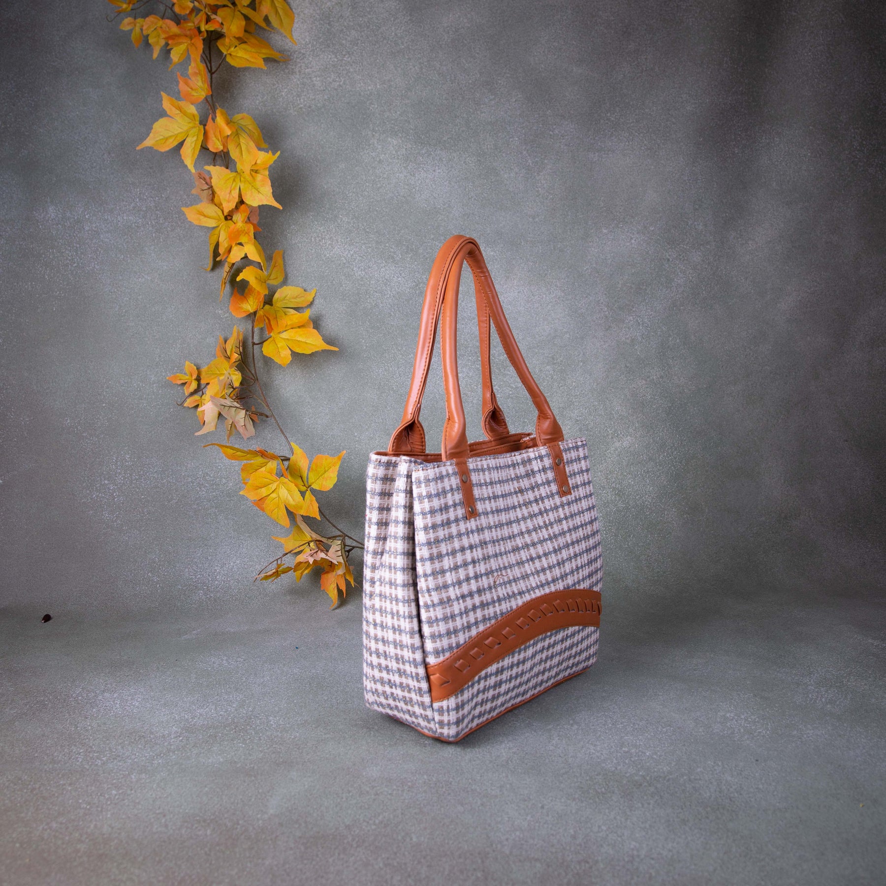 3 partition Tote White with Green and Brown Colour – lakshya bags
