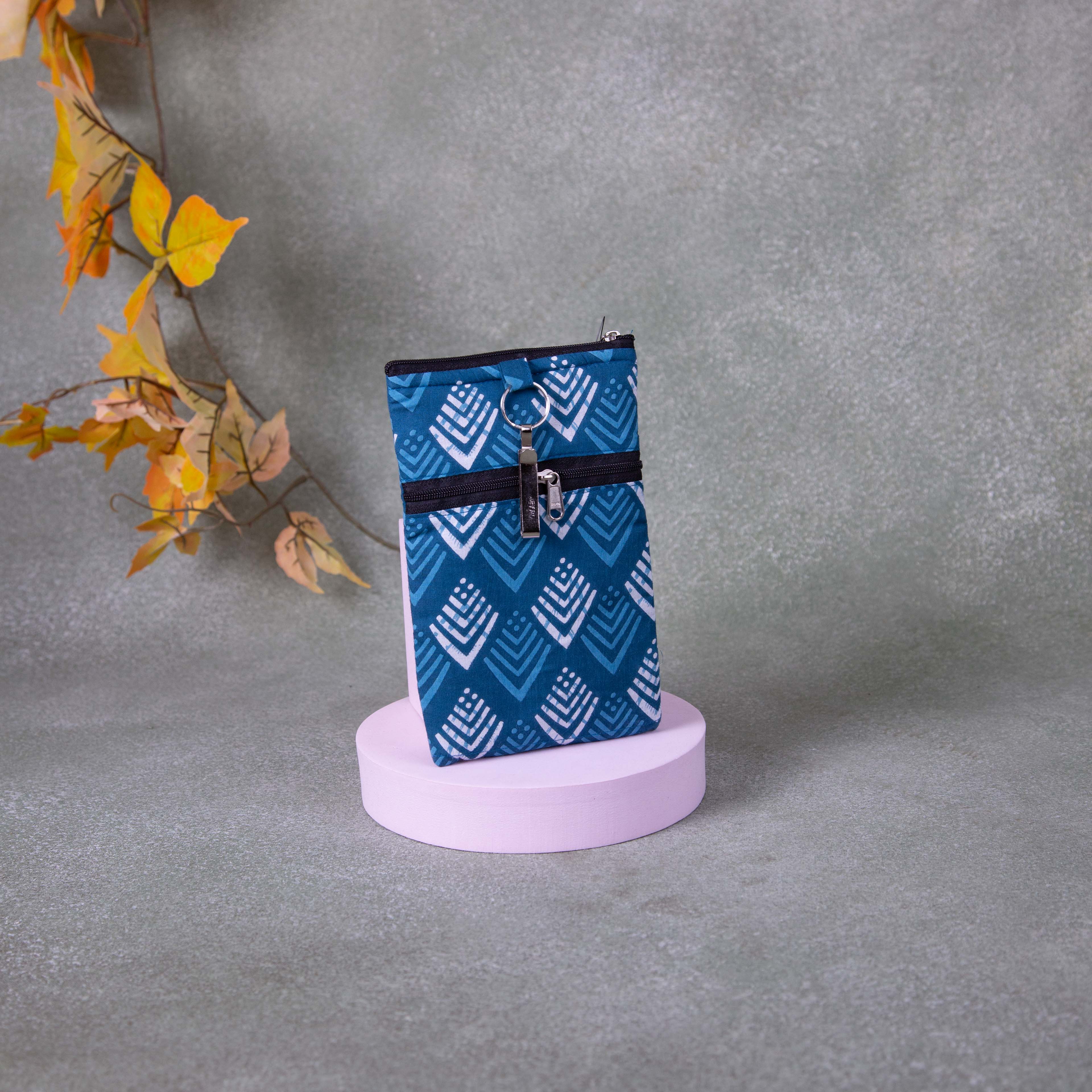 Saree Clip Mobile Pouch Blue Colour – lakshya bags