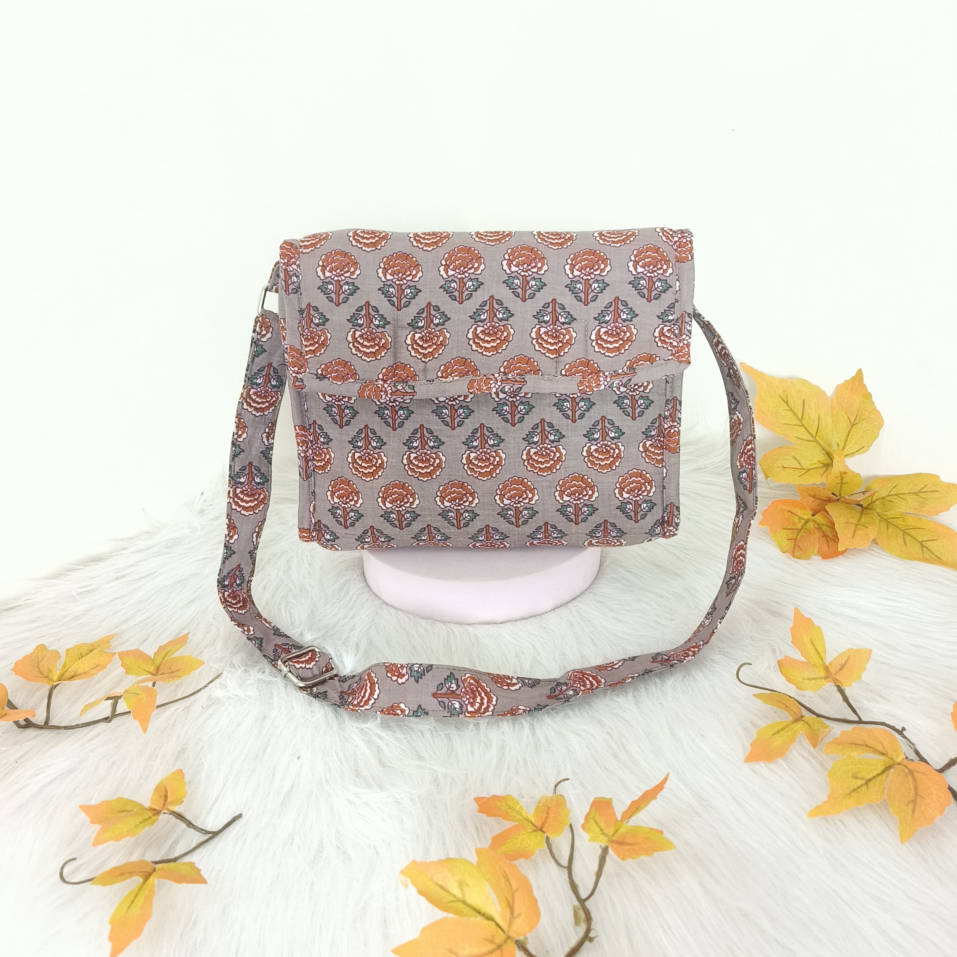 Multizipper Sling 4 Zips Grey Colour Flower Design – lakshya bags