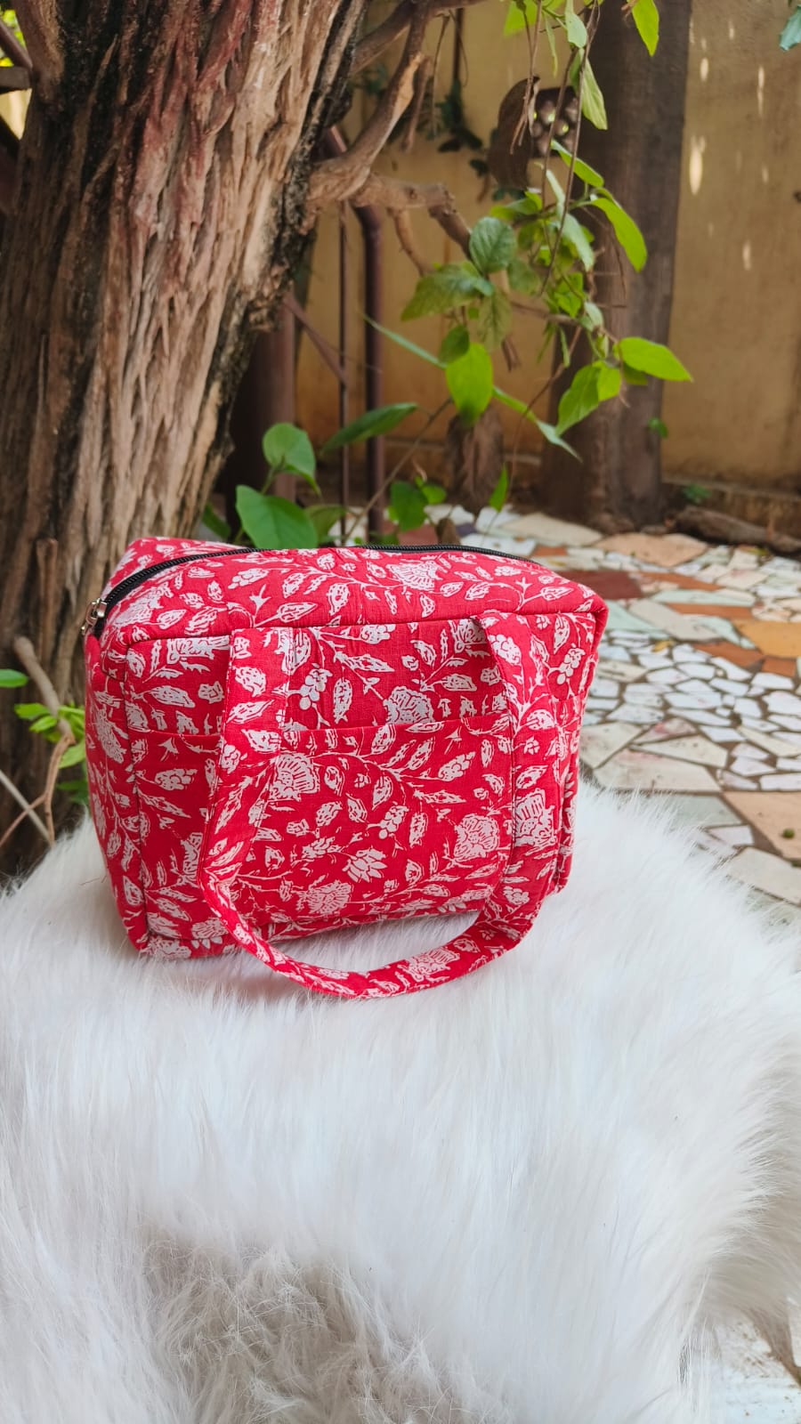 Water Proof Mini Lunch Bag Grey Batik – lakshya bags